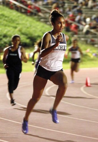 Antolin edges two-time state champ Reynolds | News, Sports, Jobs - Maui ...